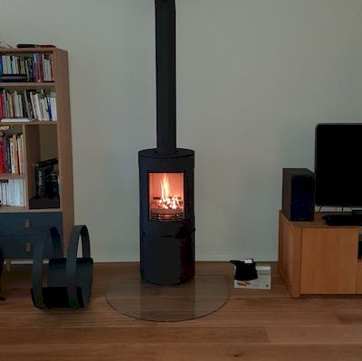 Tiplo • Poêle à bois HETA Scan Line 8